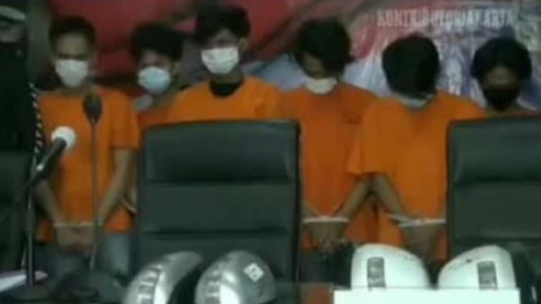Polisi Ringkus Komplotan Spesialis Pencuri Spion di Jakarta - ruber.id Polisi Ringkus Komplotan Spesialis Pencuri Spion di Jakarta - ruber.id