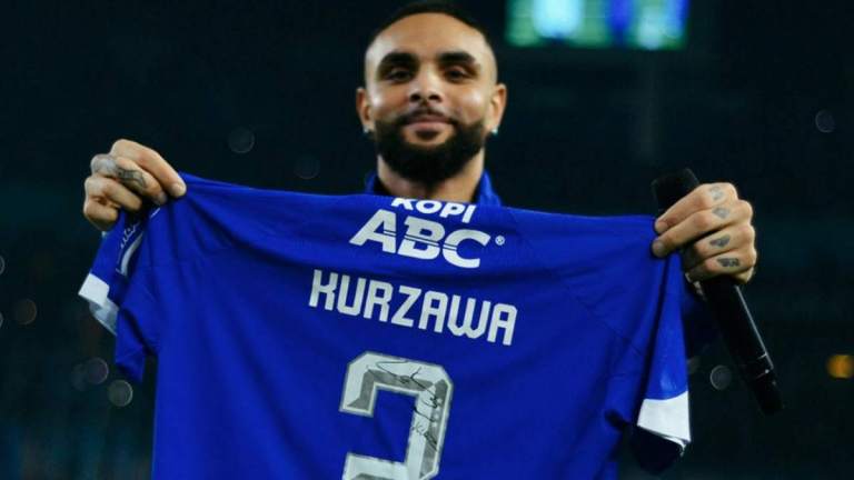 Profil Layvin Kurzawa, Bek Prancis dan Eks PSG yang Diboyong Persib ...